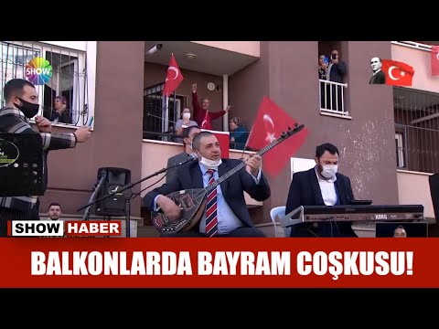 Balkonlarda bayram coşkusu!