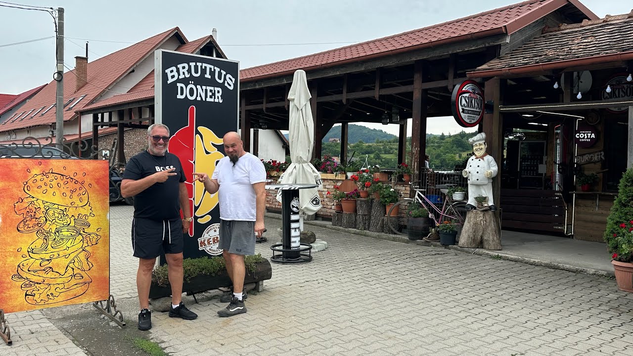 LA THE BRUTUS KITCHEN DIN SOVATA SPECIALITATE PAPA BUN - YouTube
