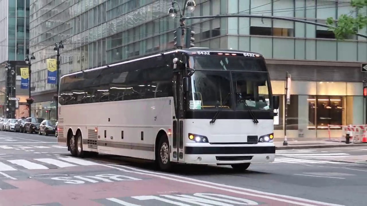 2020 Prevost X3-45 Commuter Coach 6432 Test Bus on the streets of NYC ...