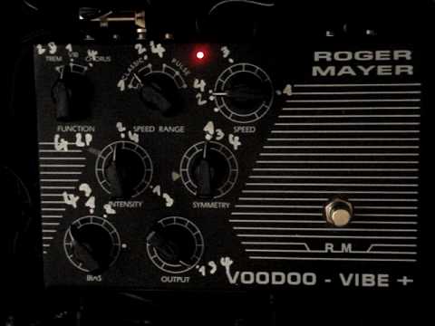 ROGER MAYER VOODOO VIBE SOUNDCHECK - YouTube