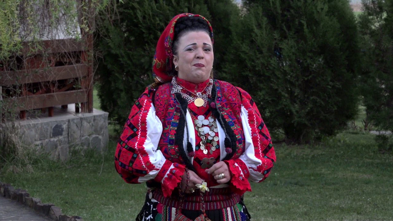 CARMEN DANIELA MUNTEAN – BADITA M O BLASTAMAT - YouTube