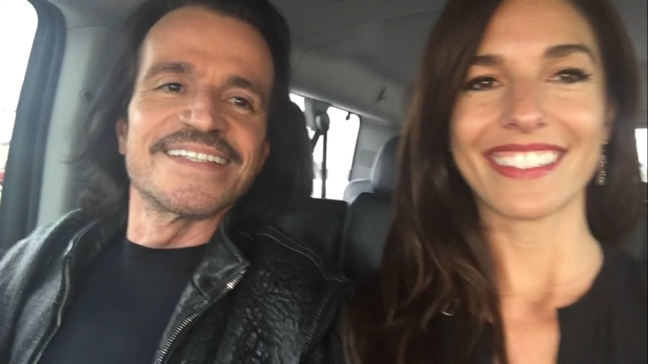 Yanni Crashes a Fan Gathering in Las Vegas - YouTube