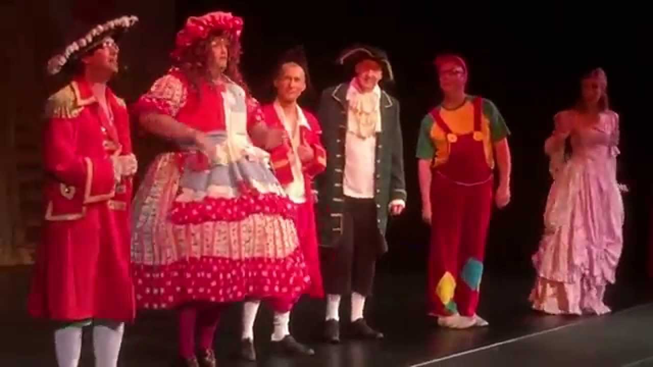 Panto BBC Hull 2015 - YouTube
