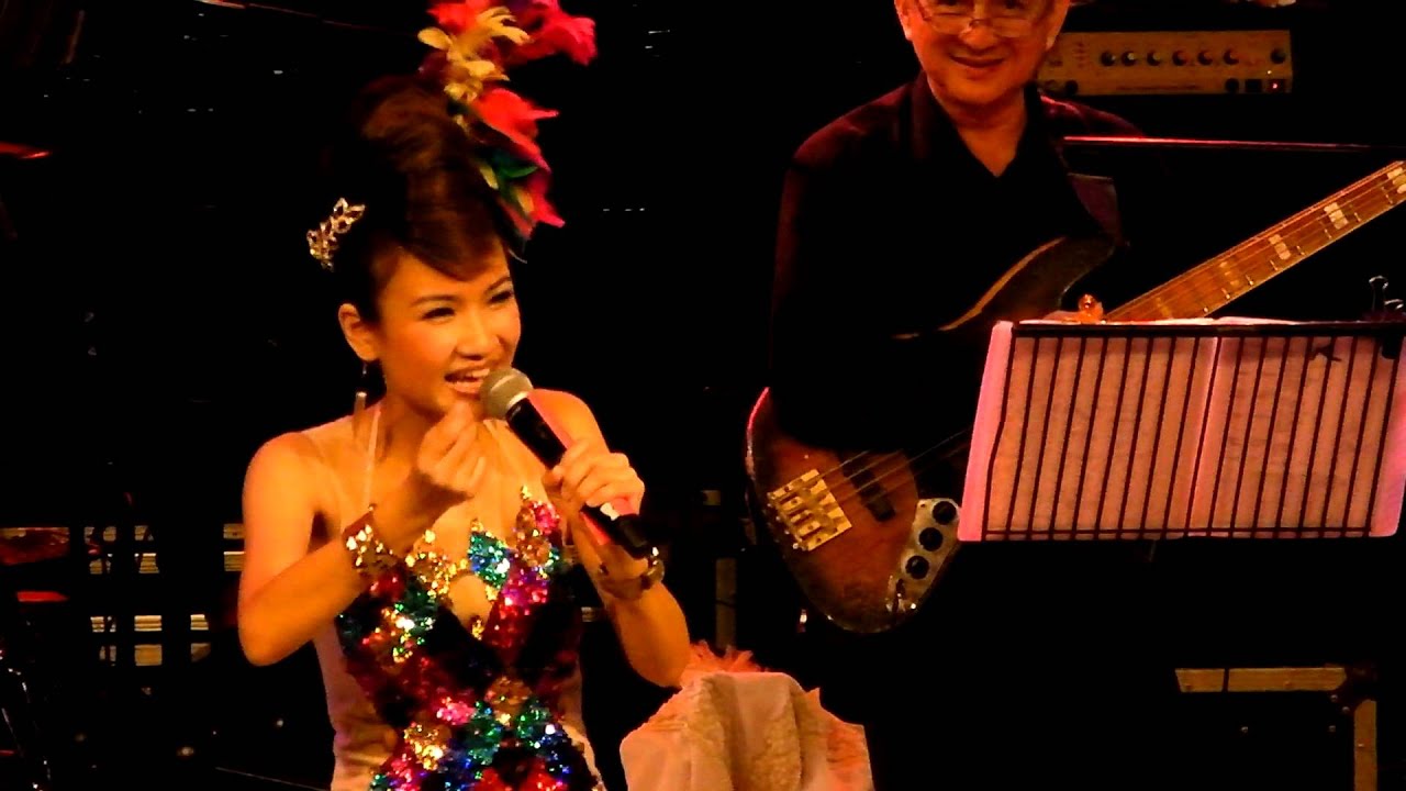 Getai Show at Esplanade Singapore (‎15 ‎November, ‎2012) - YouTube