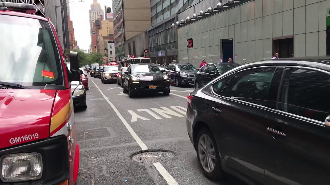 NYPD & DIPLOMATIC SECURITY SERVICES ESCORTING DIPLOMATS IN MIDTOWN ...