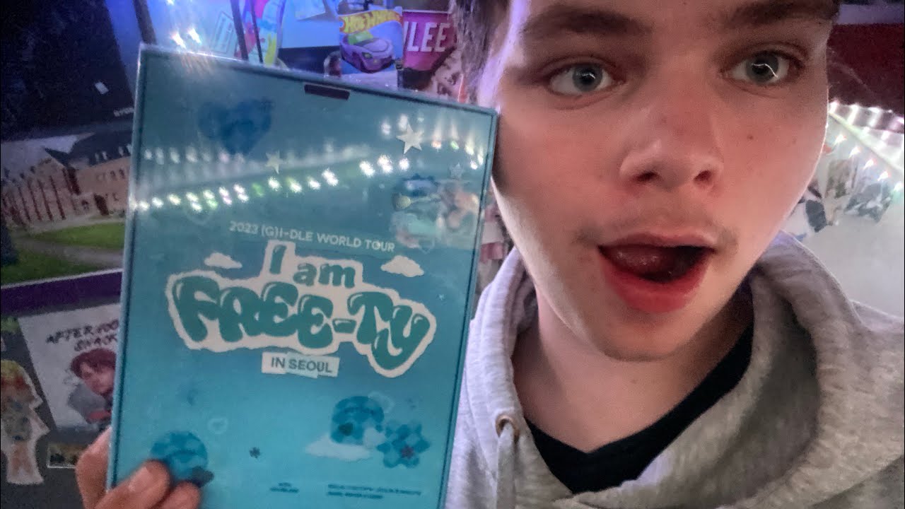 Unboxing (G)I-dle I am Free-Ty World Tour!! 🩵☁️ - YouTube