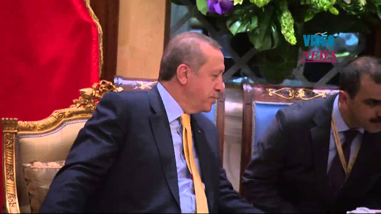 Turkish President Erdogan visits Kuwait - YouTube