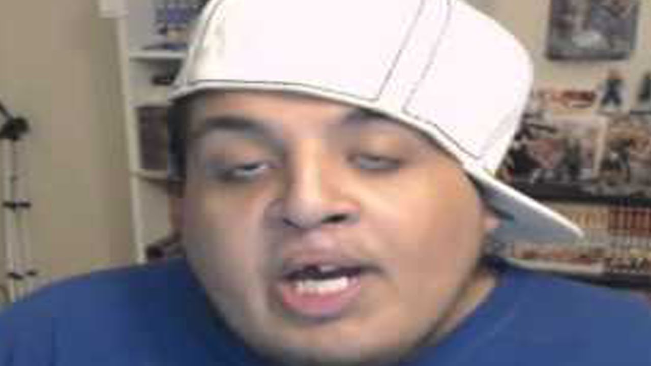 ROASTING FORNEVERWORLD'S CRINGY HIDDEN MUSIC CAREER (HIDDEN MUSIC VIDEO ...