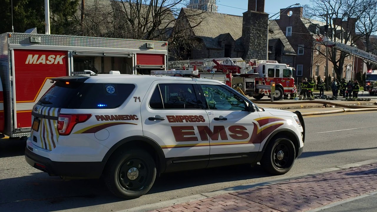 Empress EMS Supervisor On Scene Of An 3rd Alarm Fire - YouTube