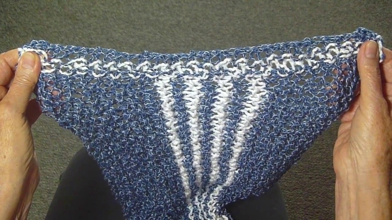 ADD A SIDE BORDER TO A SCARF - YouTube
