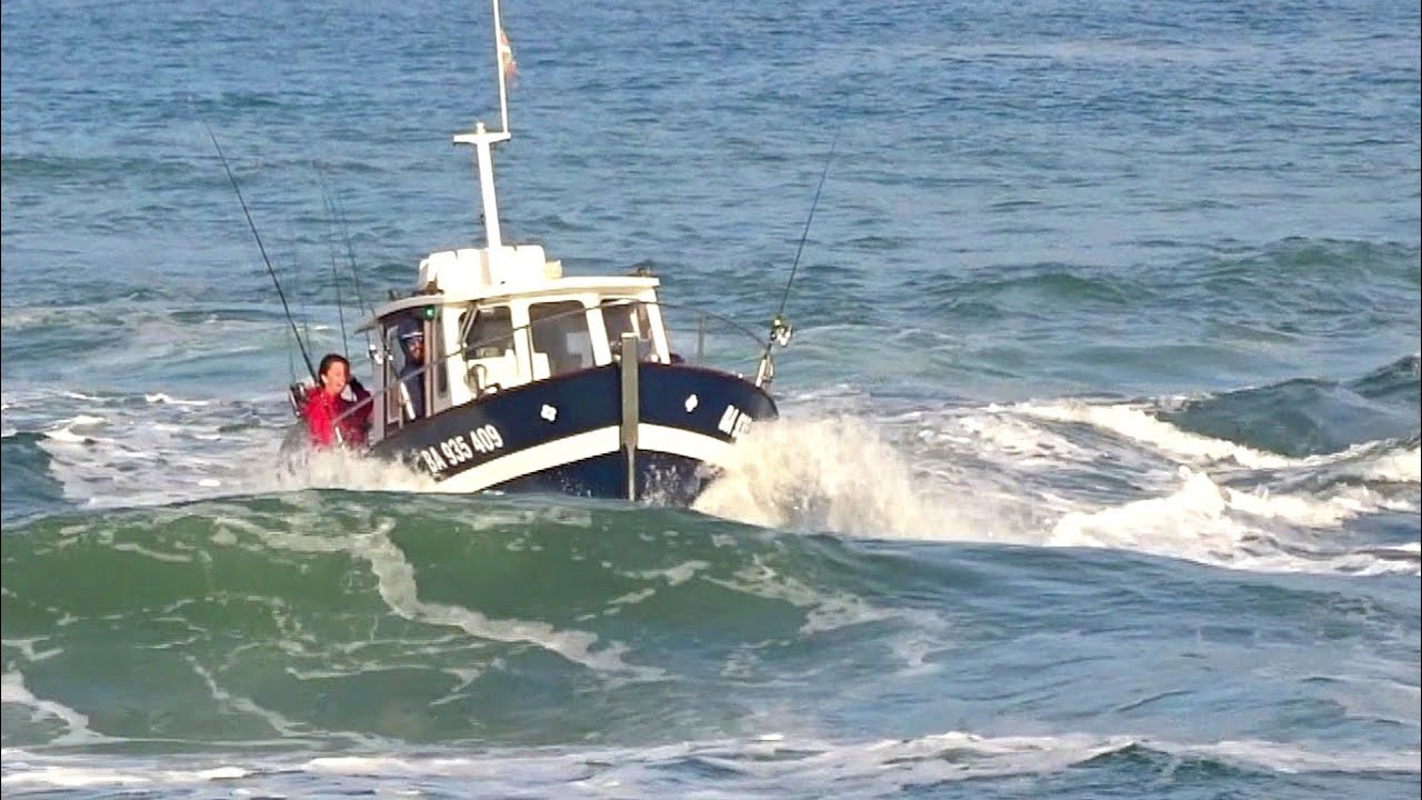 ‼️LA DANGEROSITÉ‼️ DE CERTAINES VAGUES À L'ENTRÉE DE LA PASSE DE ...