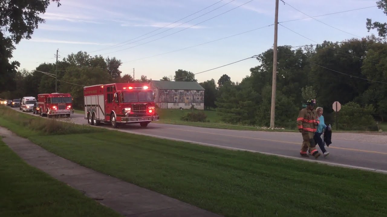 Hadley Township Fire Engine 21 and 22 - YouTube