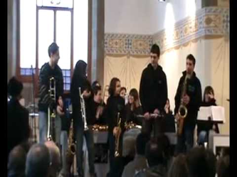 Sant andreu jazz band - Alba Armengou 8 años - YouTube