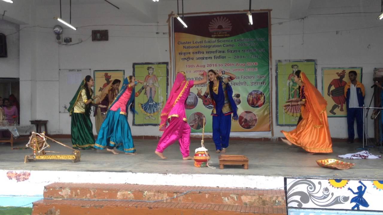 punjabi folk dance bhangra gidda this dance vedeo is to pass the ...