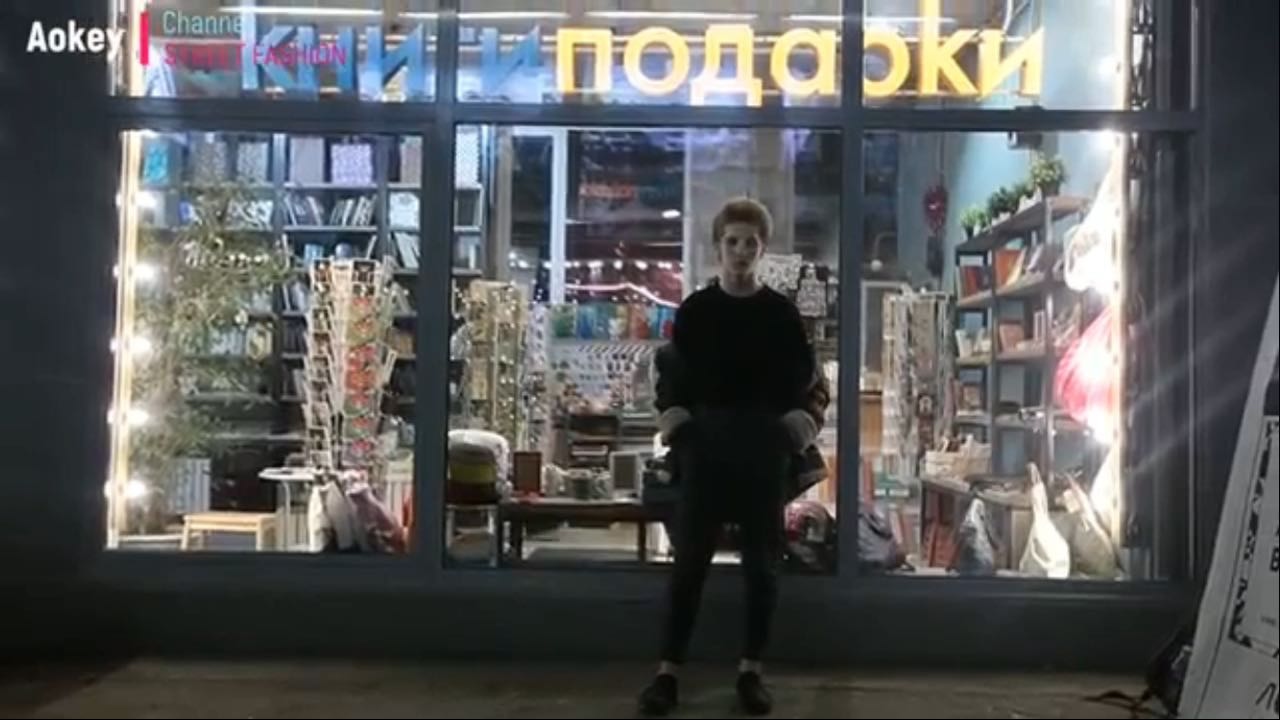 Russian Street Fashion Snap SPB 170208 -Aokey - YouTube