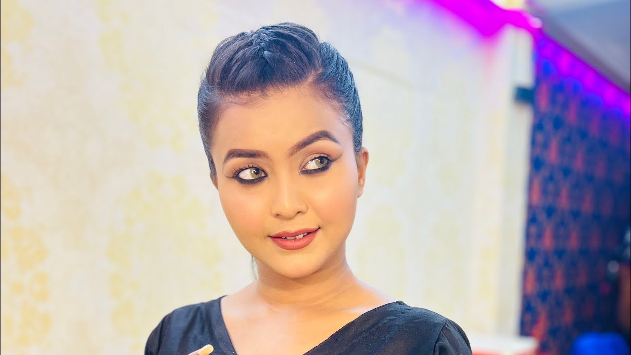 TU CHAL DANCE COVER BY ANNESHA DUTTA - YouTube