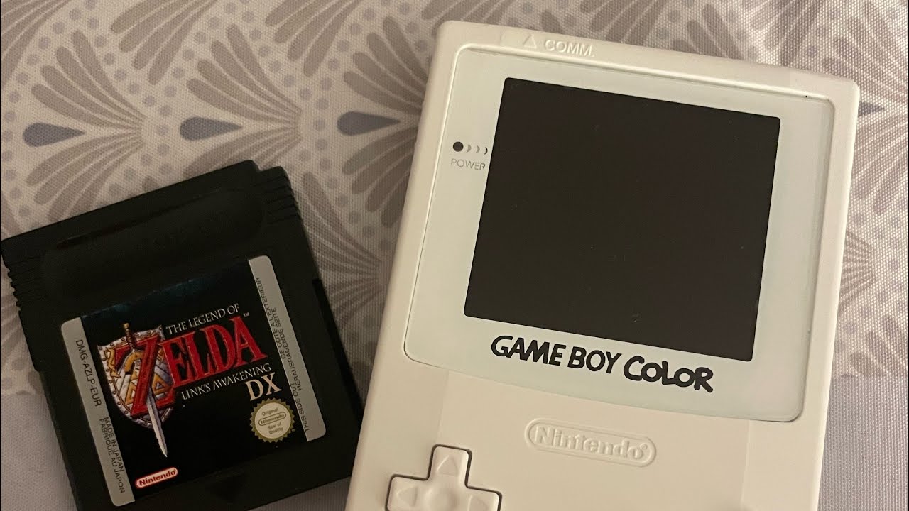 Game Boy Color IPS screen mod playing Zelda DX: A Link’s Awakening ...