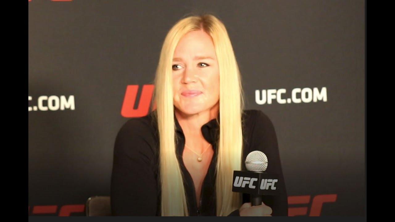 Holly Holm Media Day Interview - YouTube