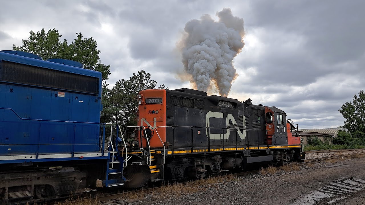 EMD Old School Power in the CP and CN Yards in London, Canada - YouTube