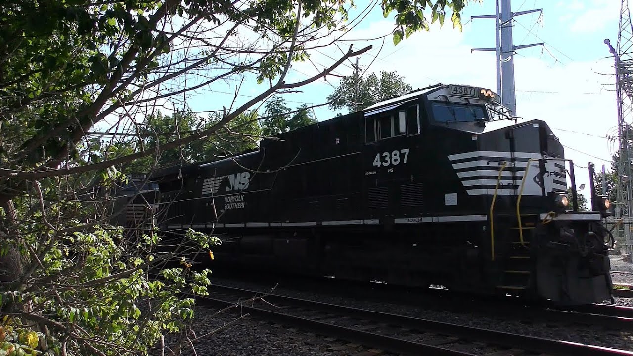 NS 148 Power (NS 4387, NS 9751, NS 7591, NS 8172, NS 4163) in Lafayette, Indiana - YouTube