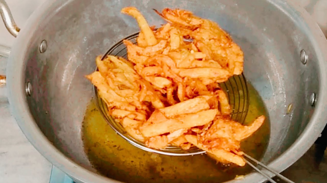 Easy iftar Crispy Onion & Potato Pakora Recipe || Aloo & Pyaaz pakora ...