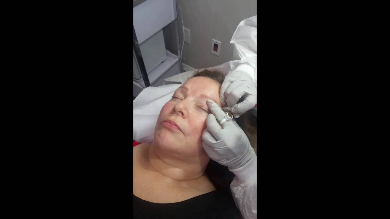 DERMA DIVA INSTITUTE 3D Microblading Eyebrows - YouTube