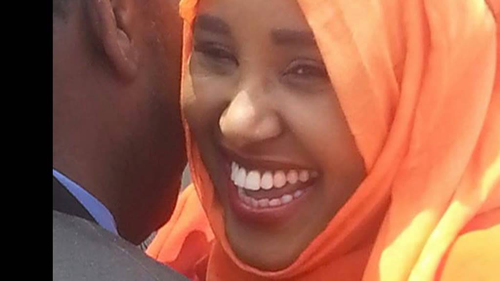 Farxiya Kabayare Muqdisho Sujuud la Dhacday - YouTube