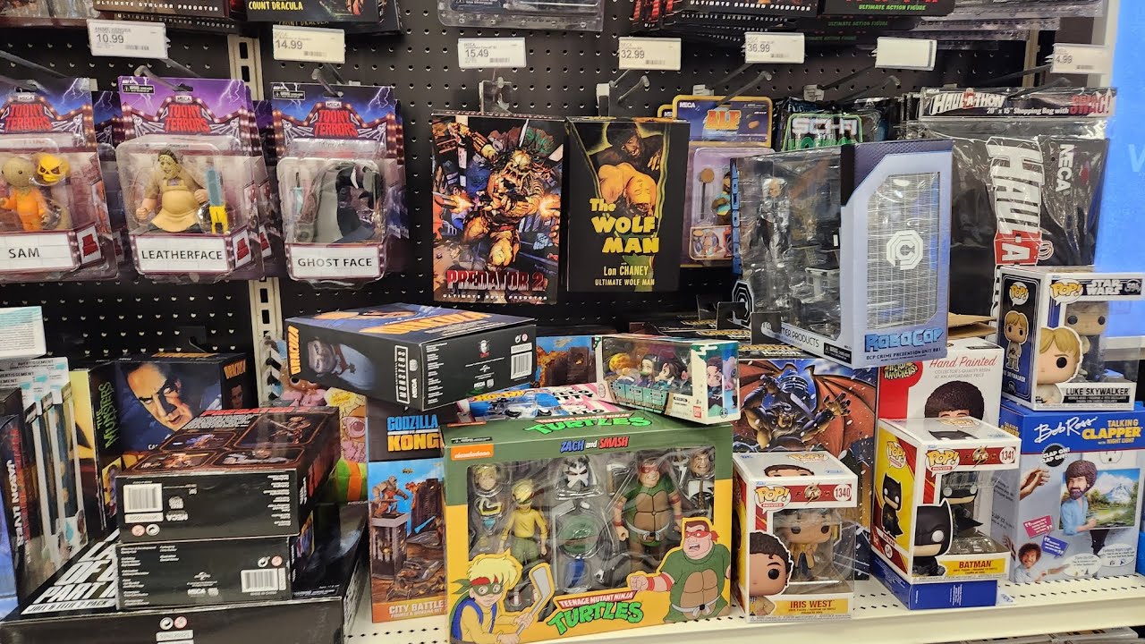 TOY HUNT 24 #actionfigures #goybot #marvellegends #dcmultiverse # ...