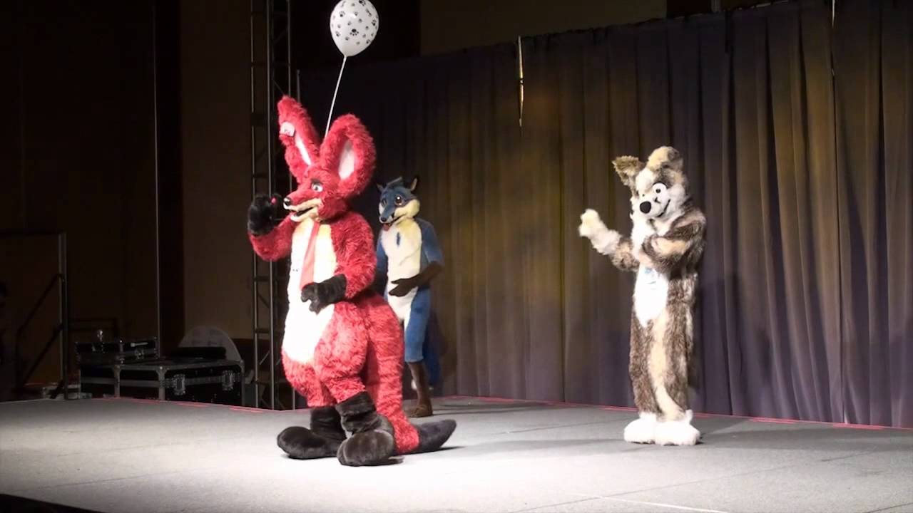 Rainfurrest 2011 - Variety Show 10 of 12 (My enormous...fursuit) - YouTube