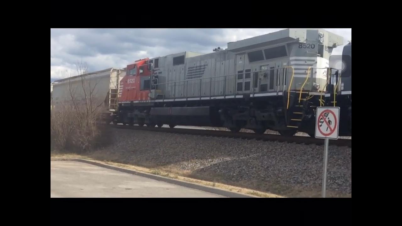 RARE! NS 127 w/ KLWX 9530 & KLWX 8520 meets NS 16T w/ UP power! WOW! - YouTube