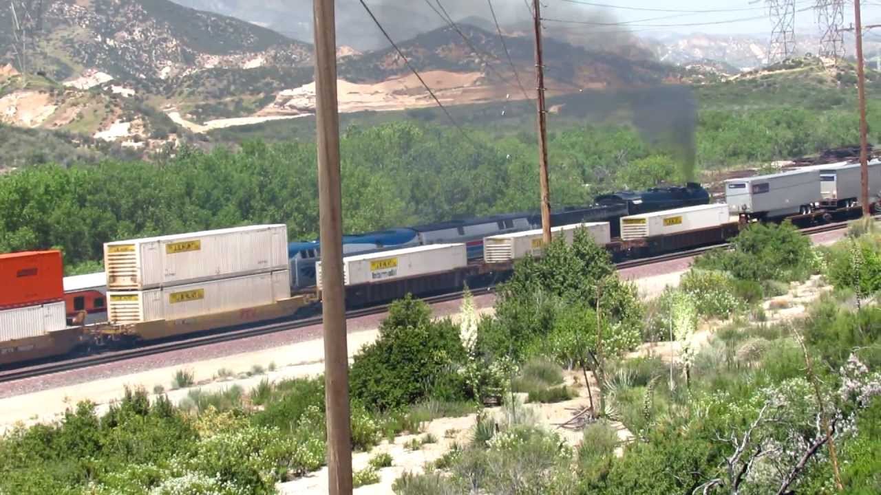 Steam Special-Intermodal Inferno @ Cajon Pass - YouTube