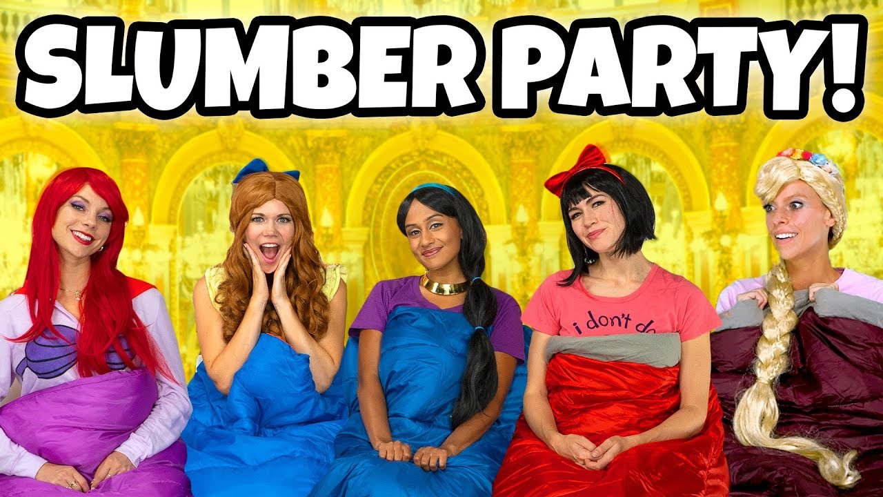 DISNEY PRINCESS SLEEPOVER (What Happens When the Lights Go Out ...