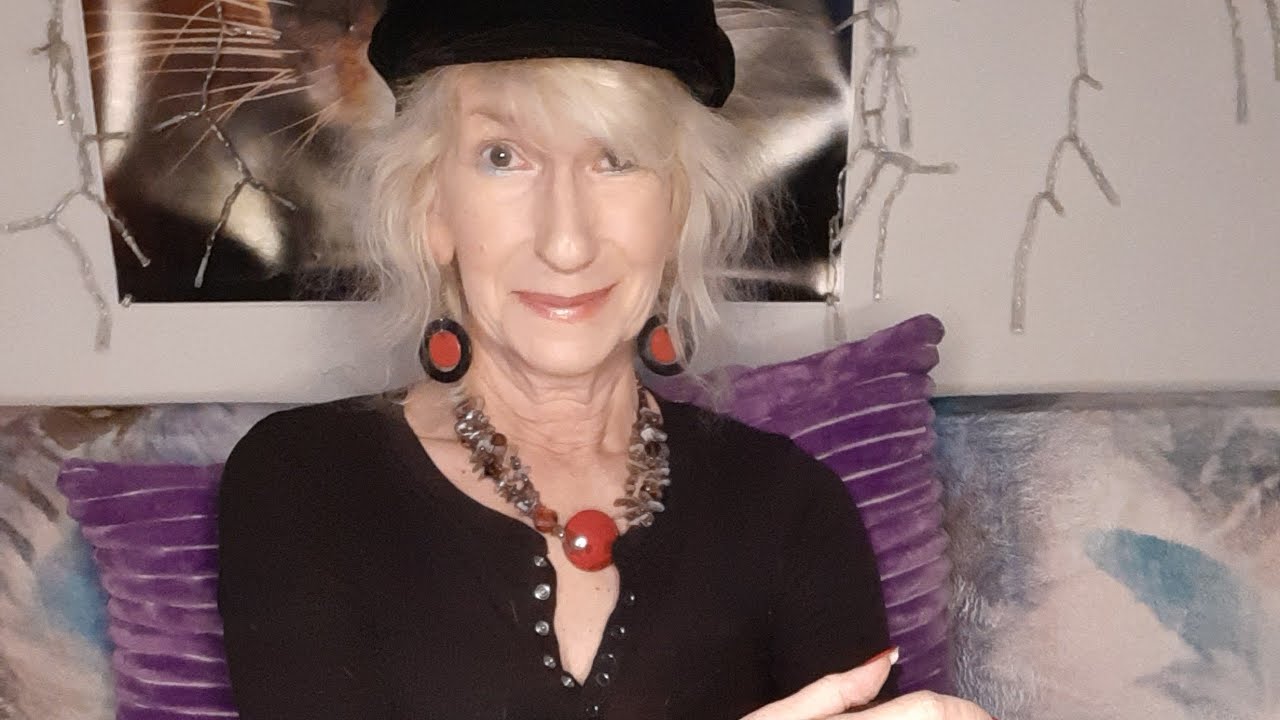 Cougar Diamond Magic is going live - YouTube