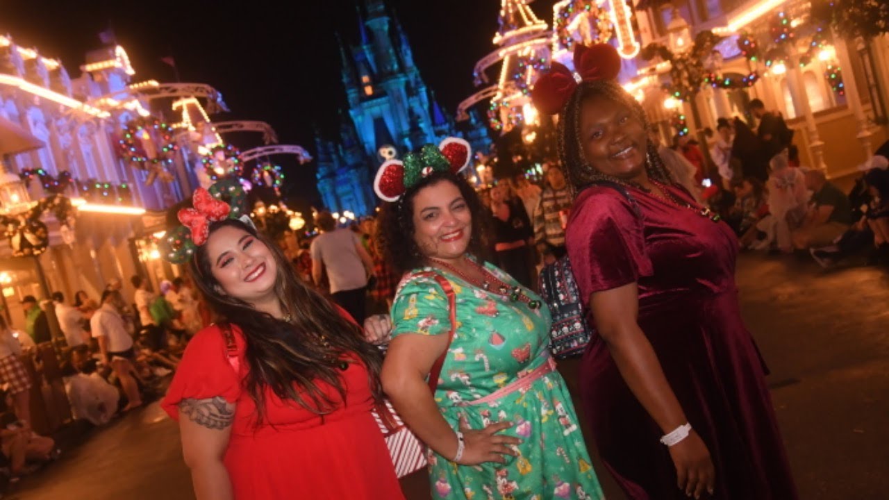 H.E.Y’s Happy Hour - Girls trip and Unboxing - YouTube