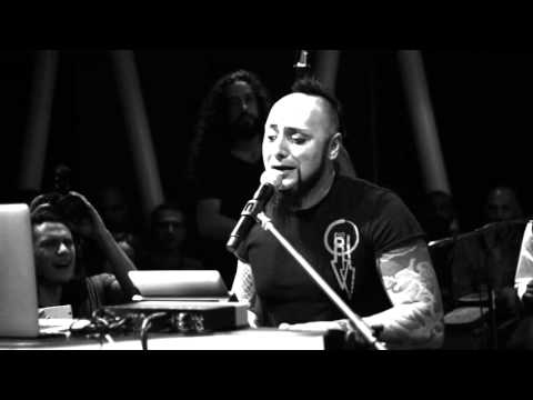 Hayko Cepkin & Mercan Dede - Ölüyorum Akustik (Borusan Sanat)