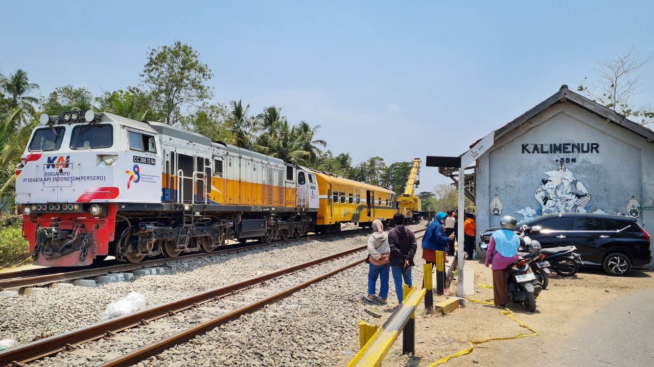 CRANE KERETA API PULANG DARI TKP KECELAKAAN ! SEMUA PERJALANAN KERETA ...