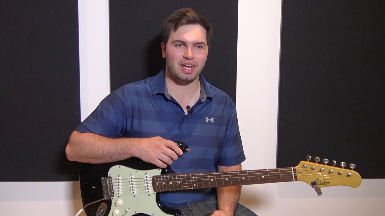 Blues Guitar - Musical use of Vibrato (Lesson Excerpt) - YouTube
