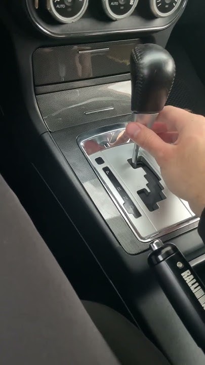 Как снять ручку кпп вариатор на Лансер 10 рестайлинг - YouTube