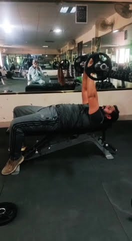 OVERHEAD BAR BELL EXTENSION 💪👊 - YouTube