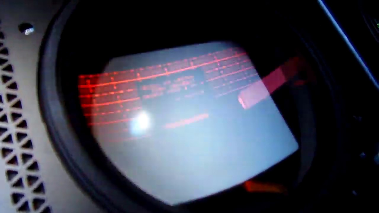 Barco 909 : Red tube flashing - YouTube