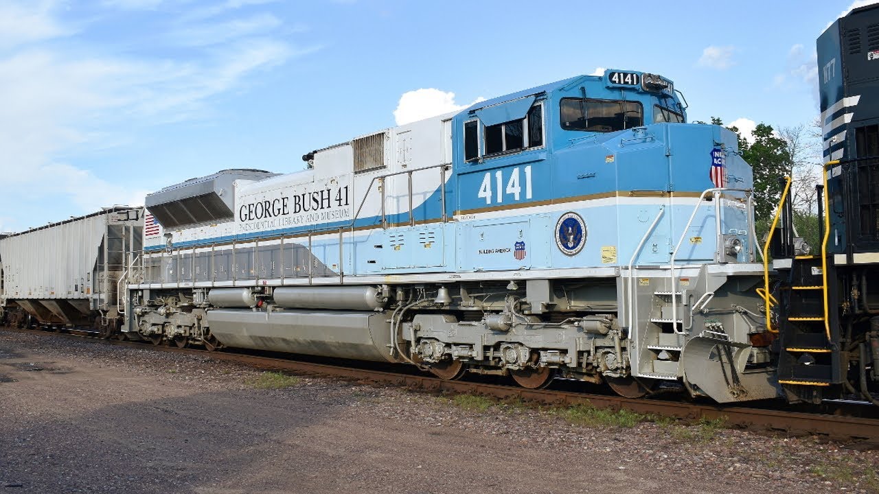 An Afternoon on the Union Pacific - Featuring UP 4141! - YouTube