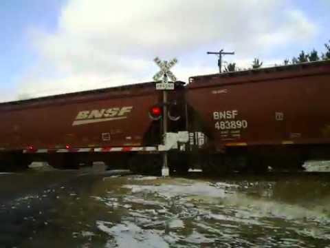 BNSF 6646 East Loaded Grain Train (11-20-2011) - YouTube