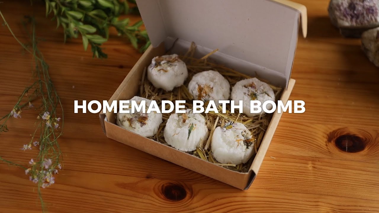 Bath Bomb • DIY Tutorials • GreenGate - YouTube