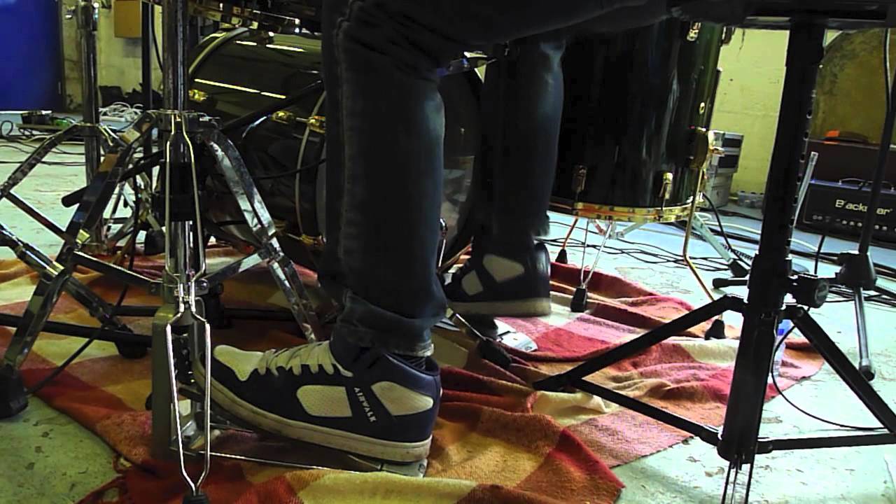 Red Butler - Bringing Out The Devil (In The Studio) - YouTube