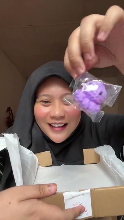 BUKA KADO ULANG TAHUN DIREY😍 - YouTube