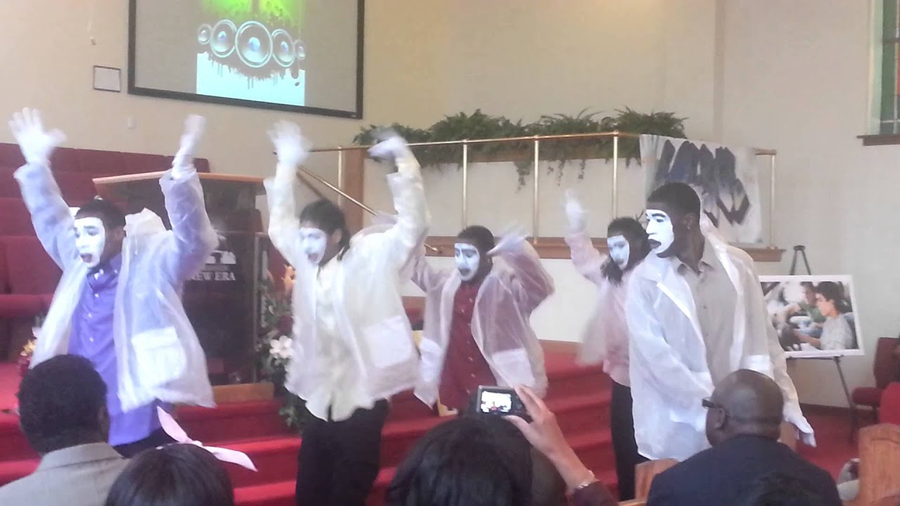 Mime Dancing #2013 At NNE - YouTube