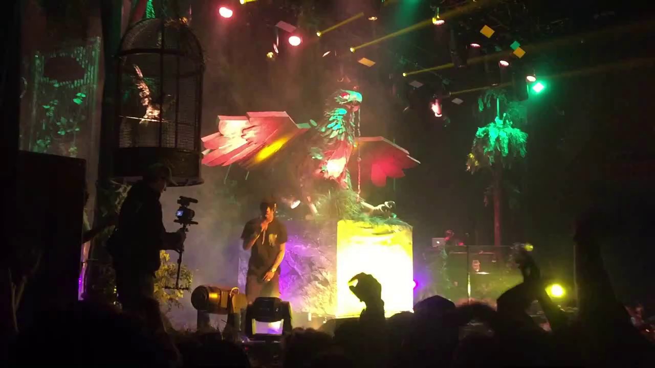 Travis Scott - 'Butterfly Effect' & 'Green and Purple' Live Debut - YouTube