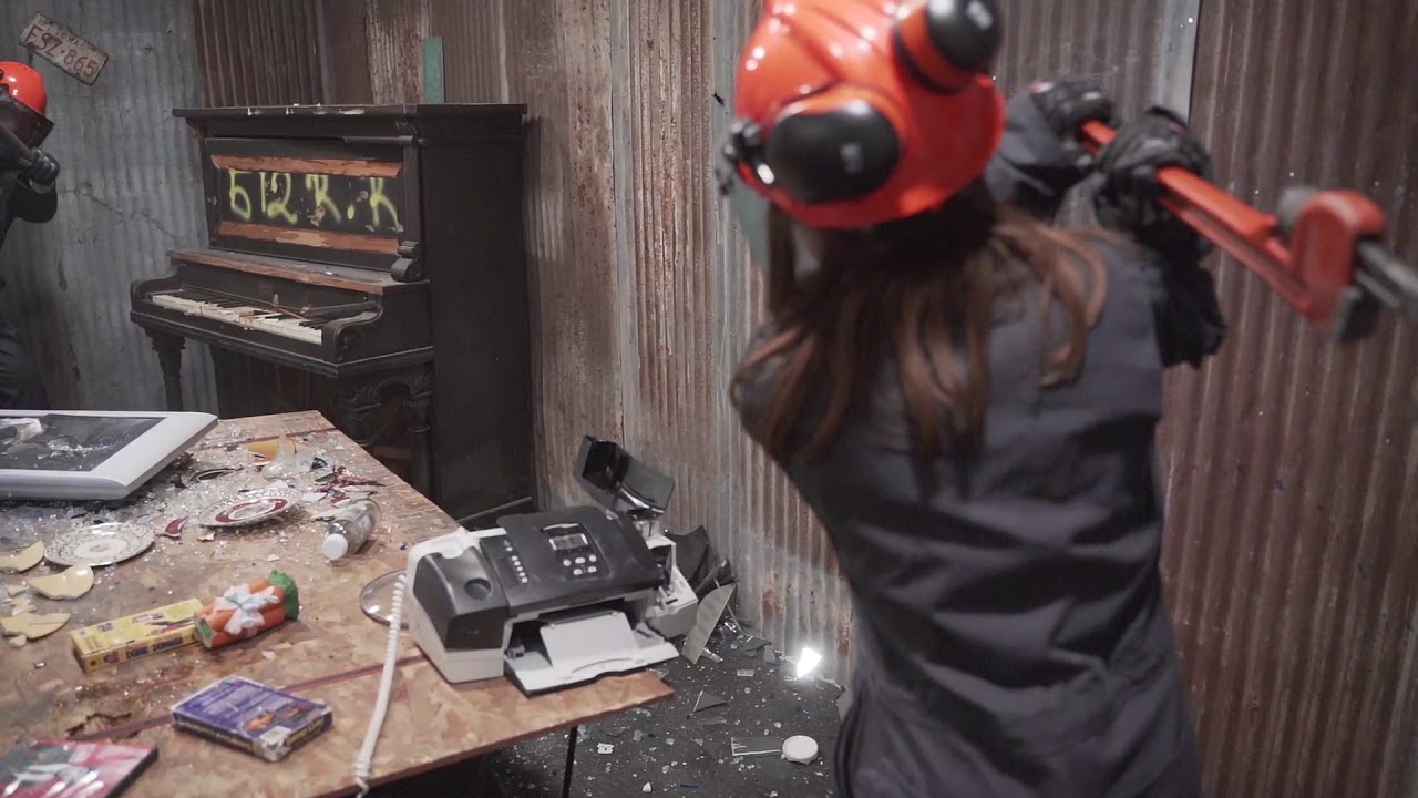 512 rage room team smash - YouTube