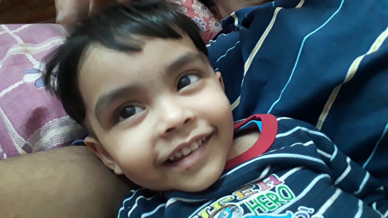 Sar Jo Tera Chakraye... Malish Tel Malish... - YouTube