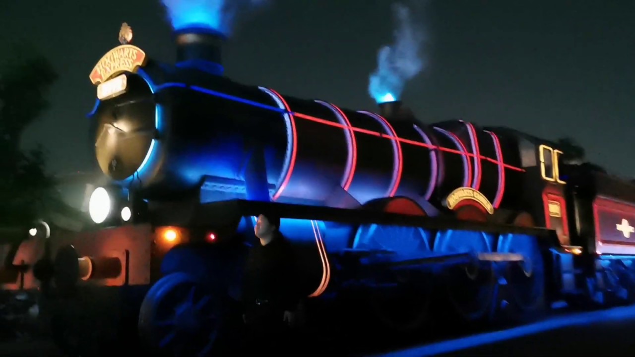 HARRY POTTER PARADE - Universal Studios Japan! - YouTube